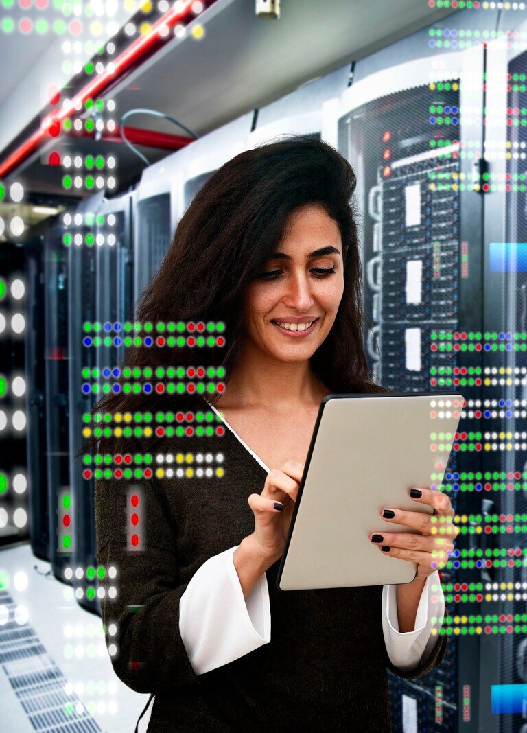 Maximizing Data Center Efficiency with Fit-Out Services | USNet