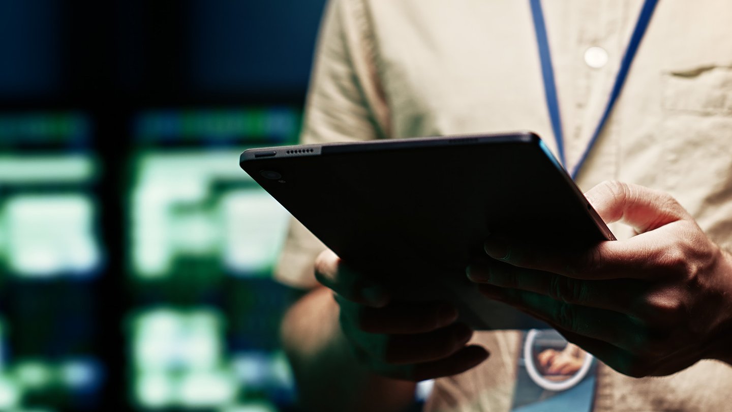 USNet | Hexatronic Data Center