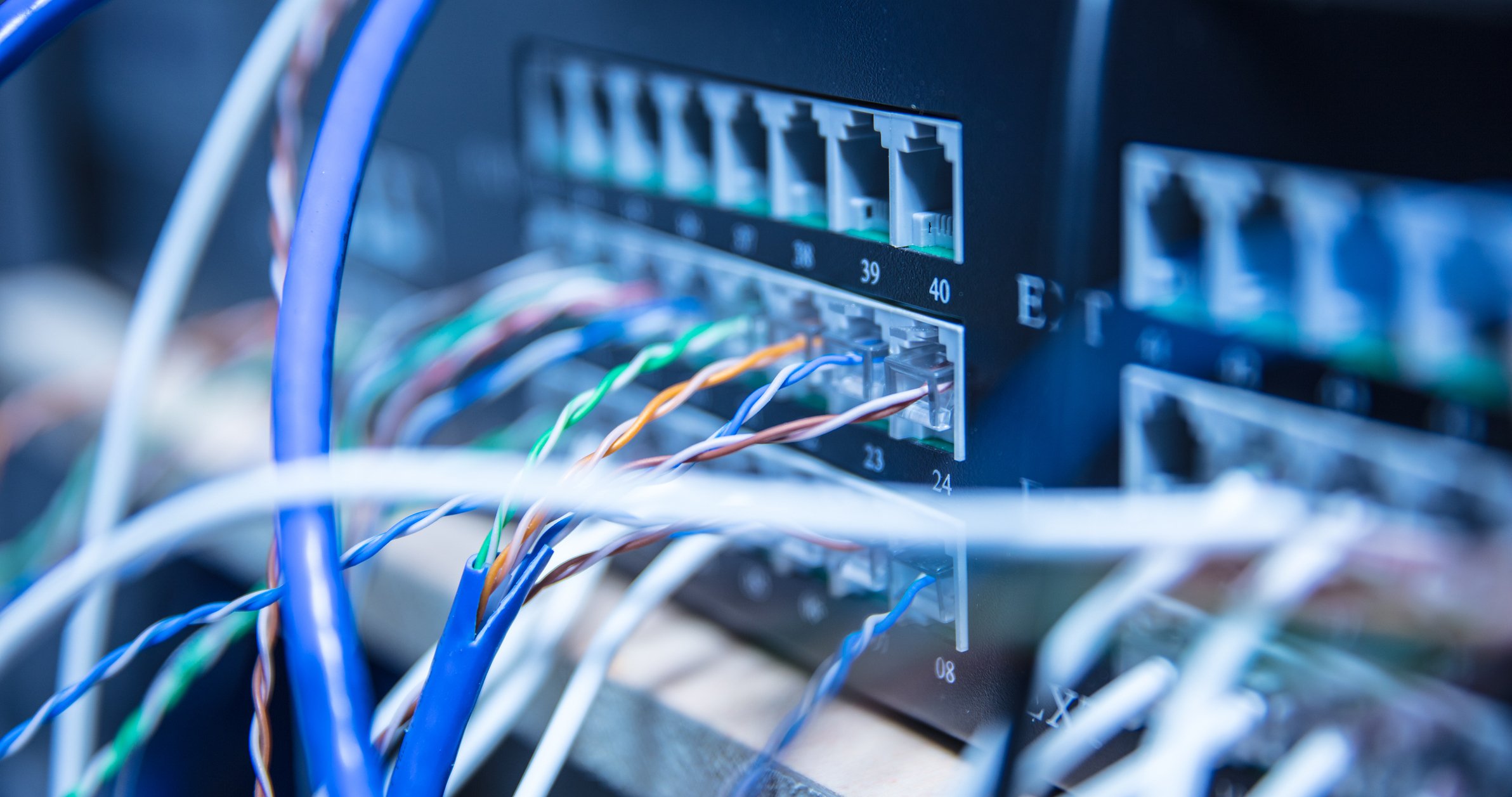 Ensuring Data Center Security with Fiber Optic Cable Redundancy